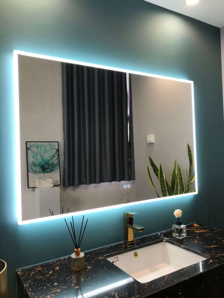 The Psychology of Reflection: How LED Mirrors Affect Mood and Perception